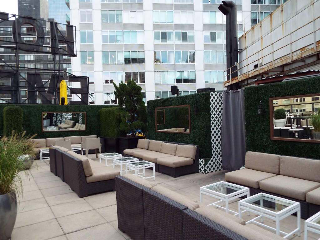 TRAVEL DIARIES/ An English gal in New York…Where to stay – Jenny Chat